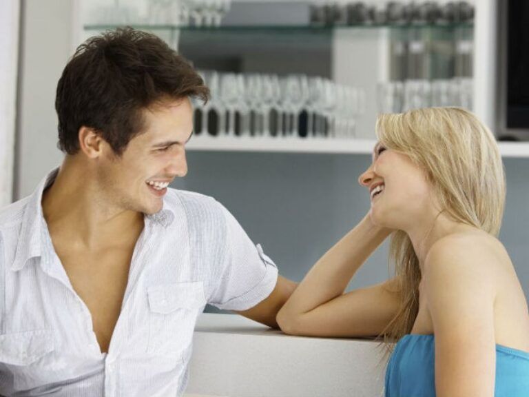 7 formas de hacerle saber que te gusta - Ana Monterrey 7 formas de hacerle saber que te gusta - Ana Monterrey
